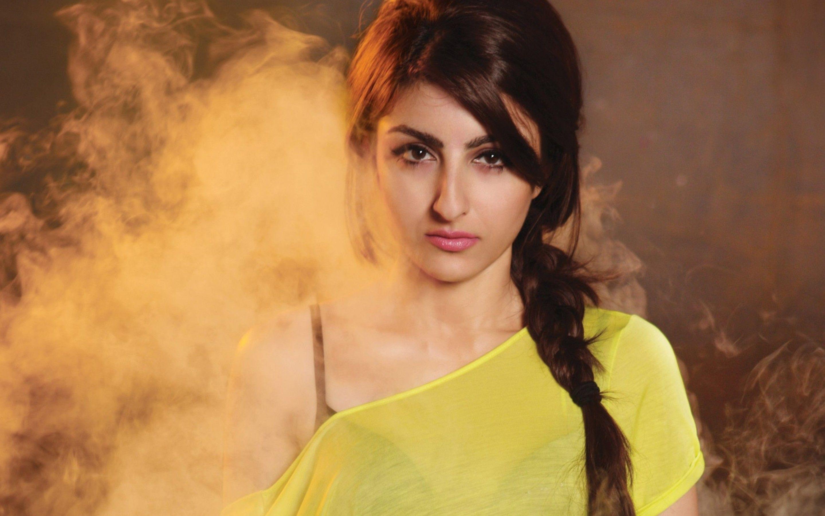 Soha Ali Khan Wallpapers - Top Free Soha Ali Khan Backgrounds ...