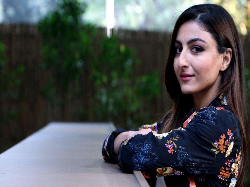 Soha Ali Khan Wallpapers - Top Free Soha Ali Khan Backgrounds ...
