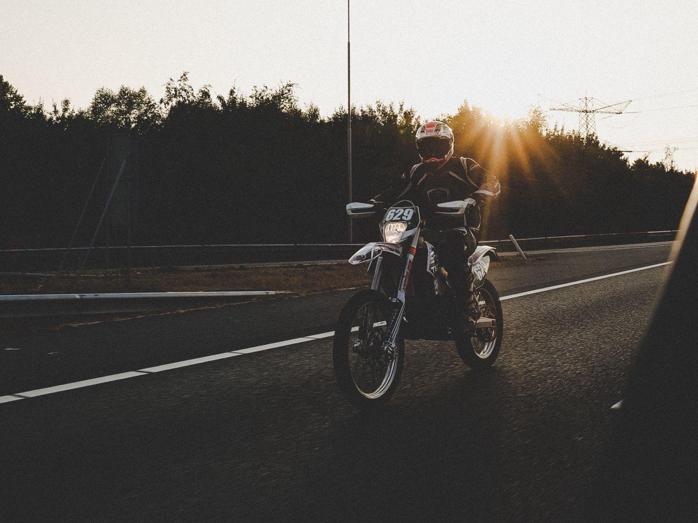 Motorcycle Road Wallpapers - Top Free Motorcycle Road Backgrounds ...