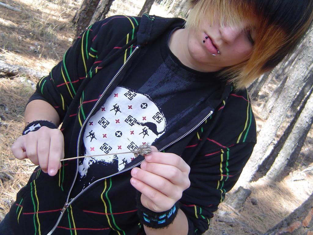 Emo Boys Wallpapers - Top Free Emo Boys Backgrounds - WallpaperAccess
