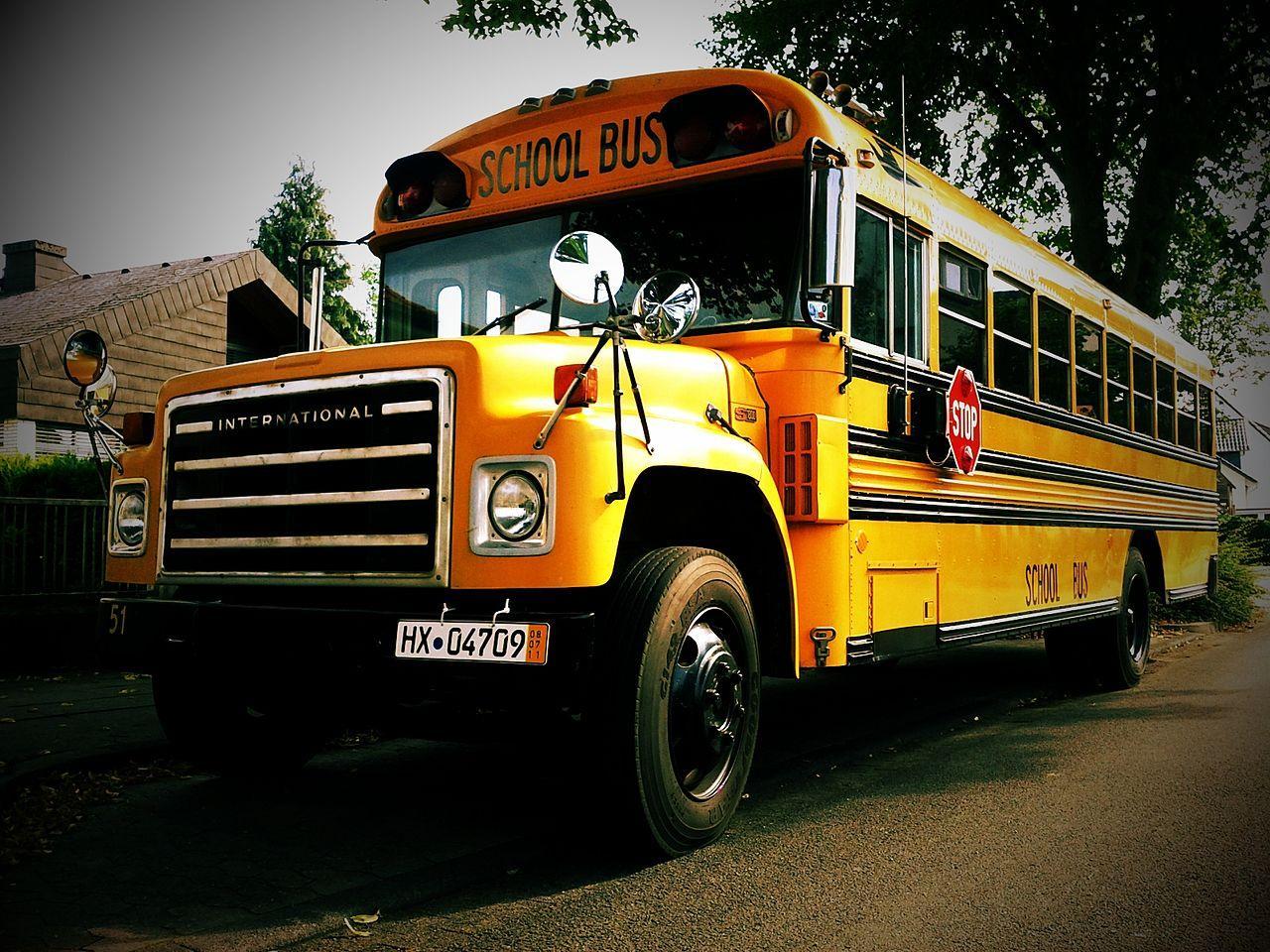 School Bus Wallpapers - Top Free School Bus Backgrounds - WallpaperAccess