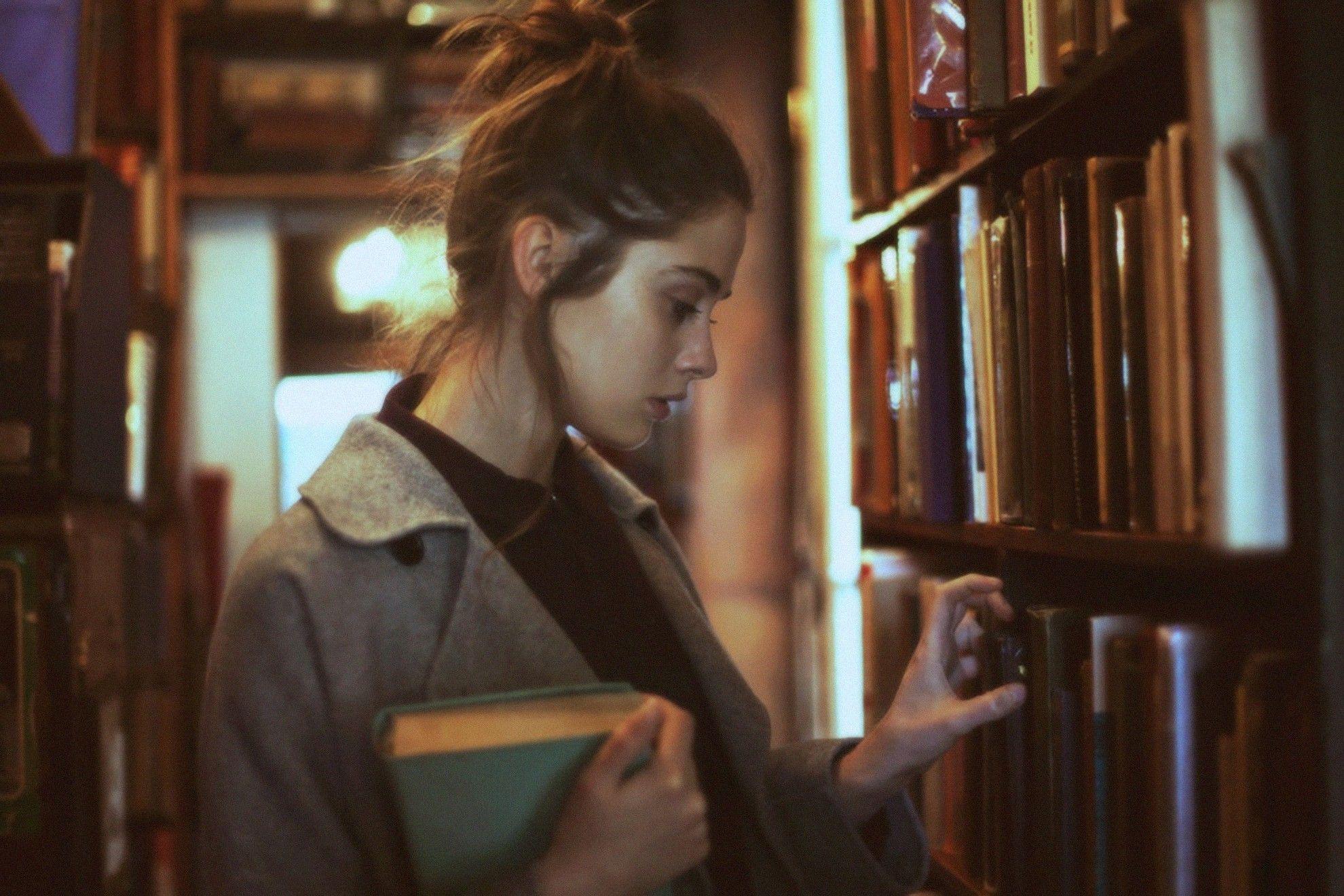 Reading Books Wallpapers - Top Free Reading Books Backgrounds ...