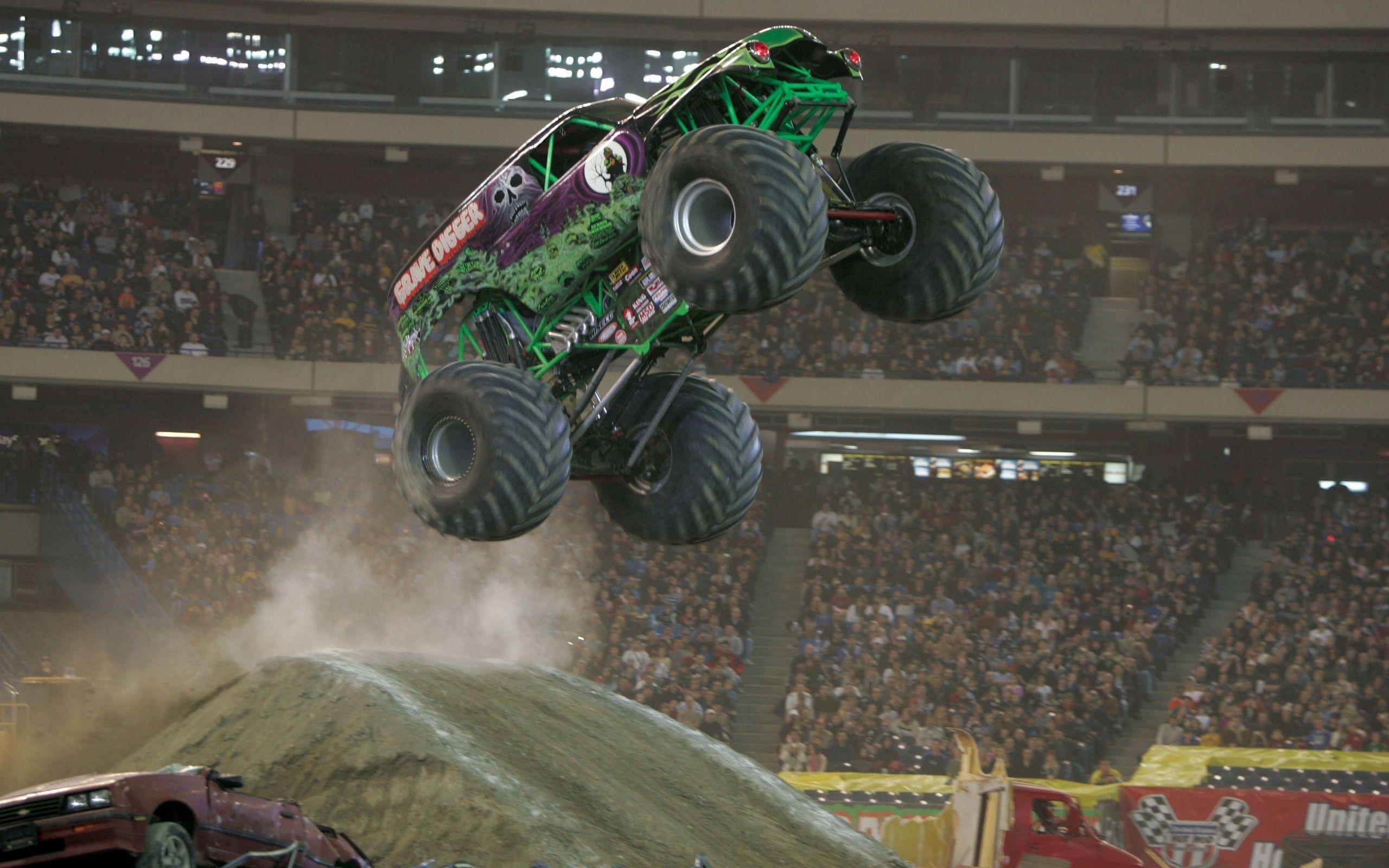 Monster Jam Wallpapers - Top Free Monster Jam Backgrounds - WallpaperAccess