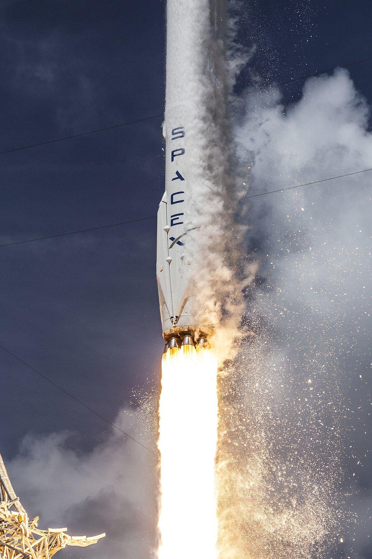 Falcon 9 Wallpapers - Top Free Falcon 9 Backgrounds - WallpaperAccess