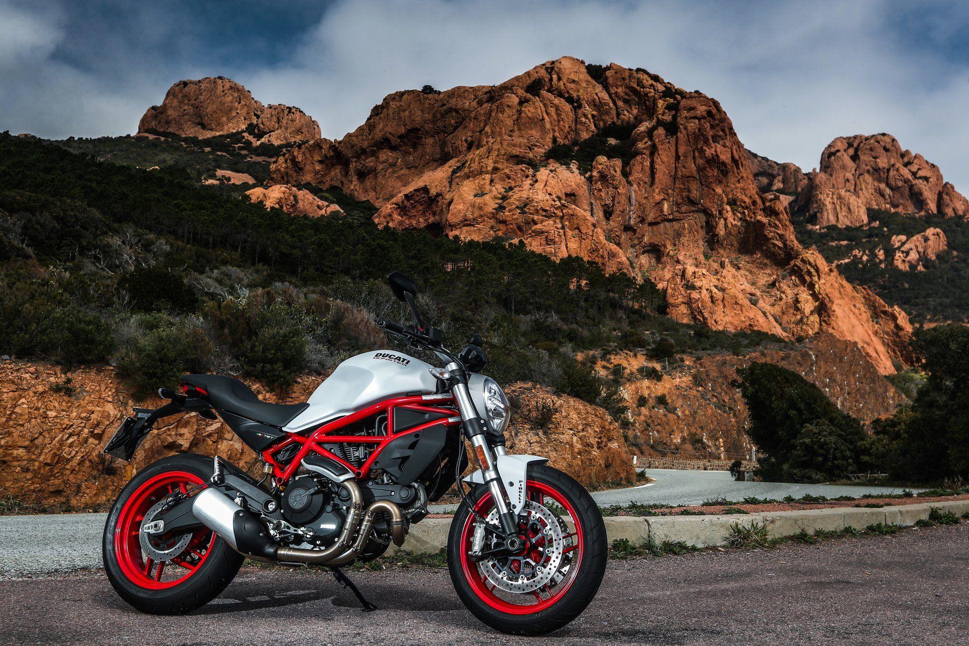 Ducati Motorcycle Wallpapers - Top Free Ducati Motorcycle Backgrounds ...