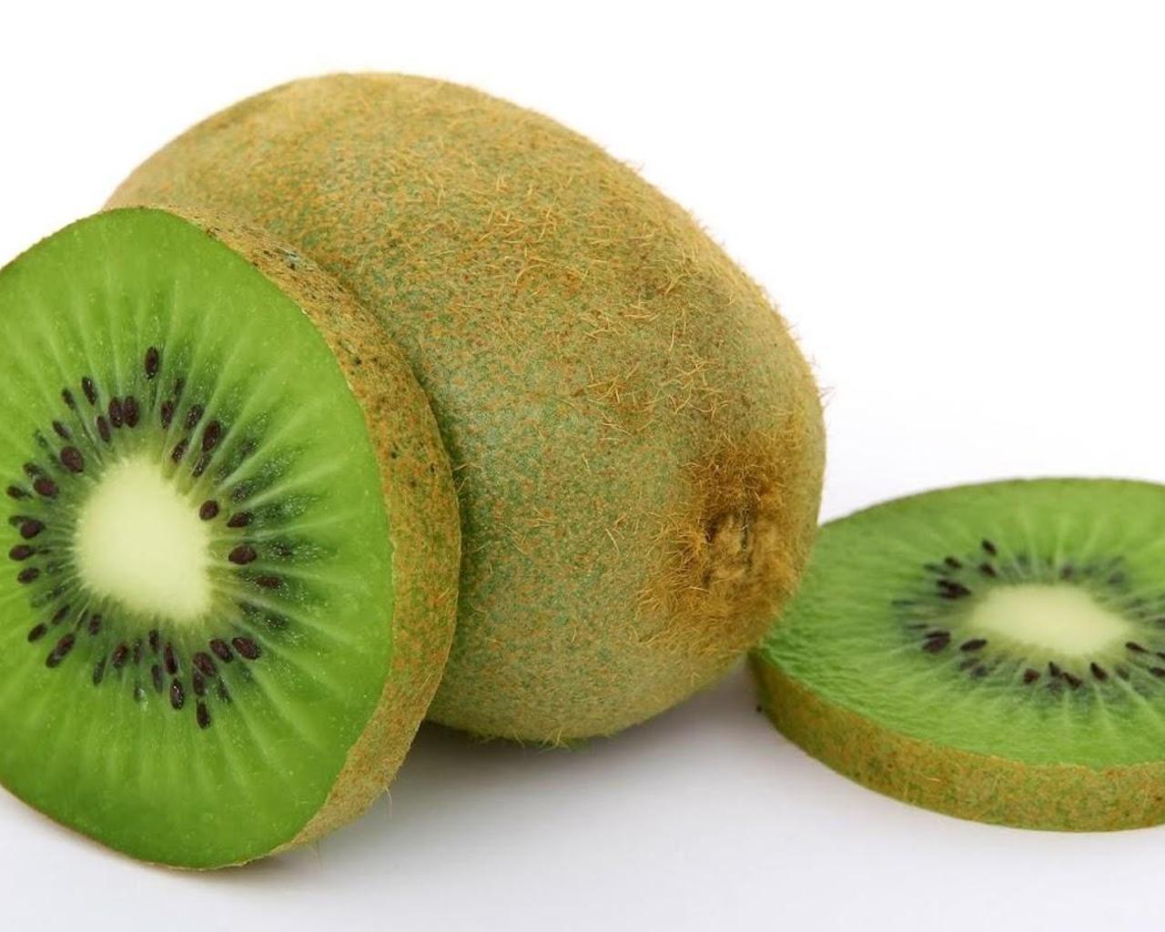 Kiwi Wallpapers - Top Free Kiwi Backgrounds - WallpaperAccess