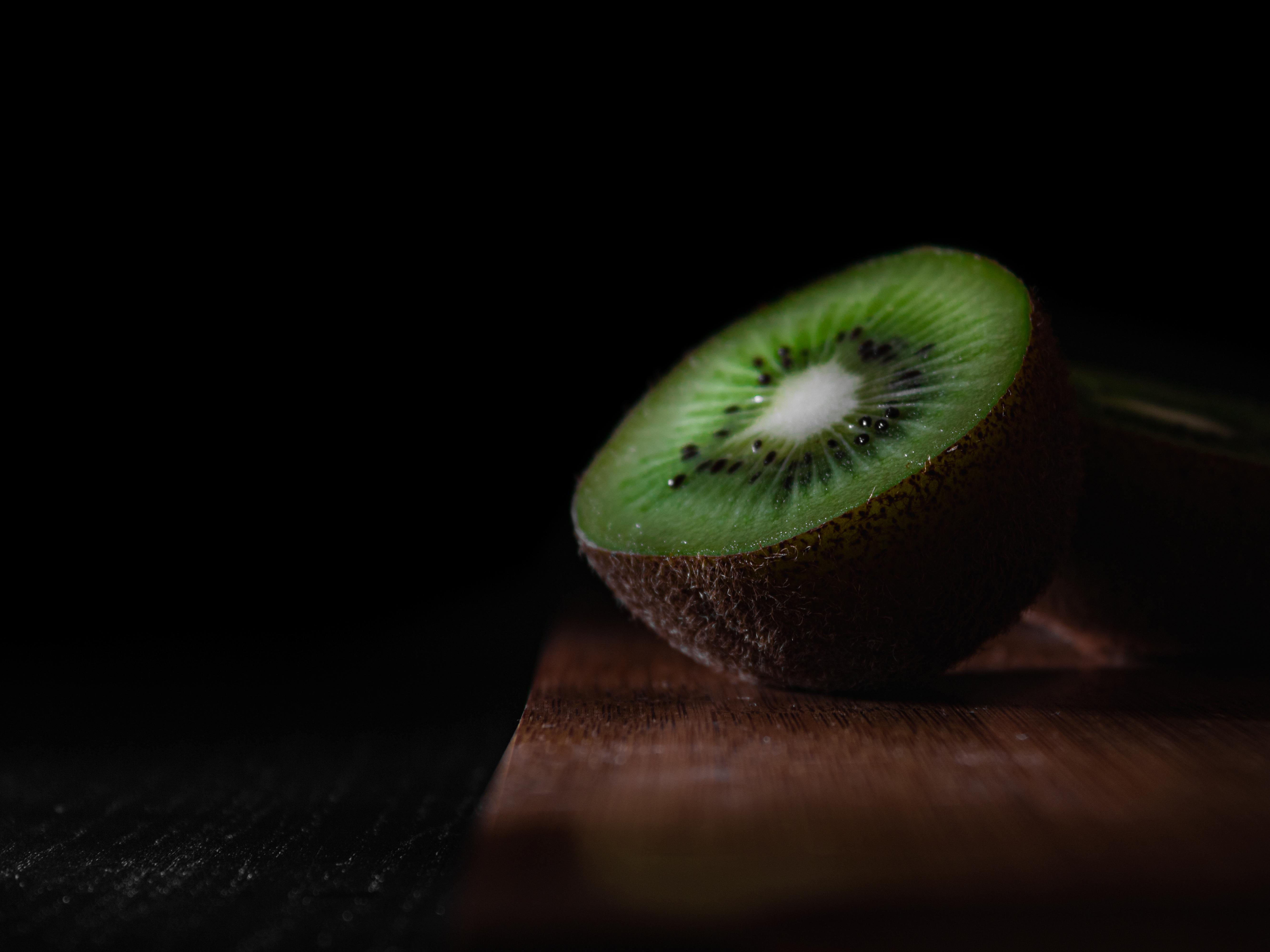 Kiwi Wallpapers - Top Free Kiwi Backgrounds - WallpaperAccess
