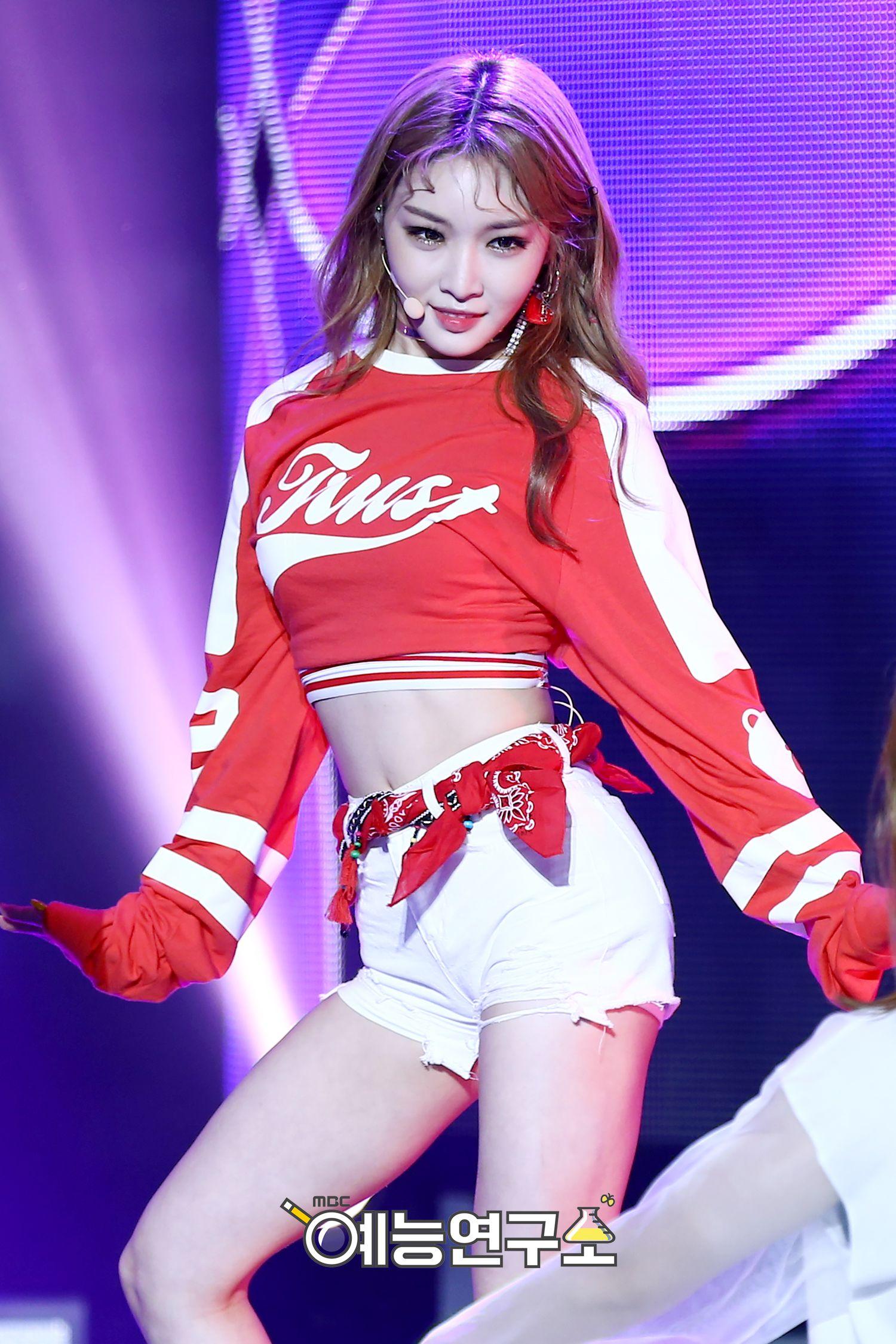 Chung Ha Wallpapers - Top Free Chung Ha Backgrounds - WallpaperAccess