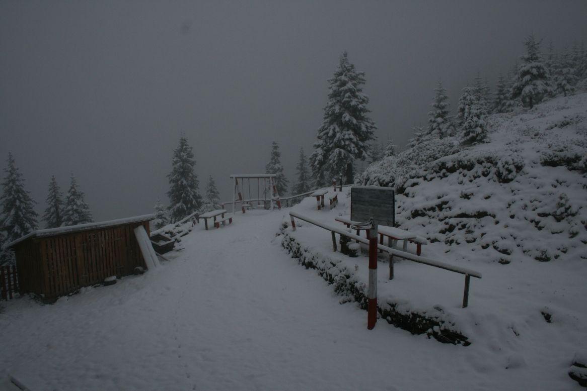 Dark Snow Wallpapers - Top Free Dark Snow Backgrounds - WallpaperAccess