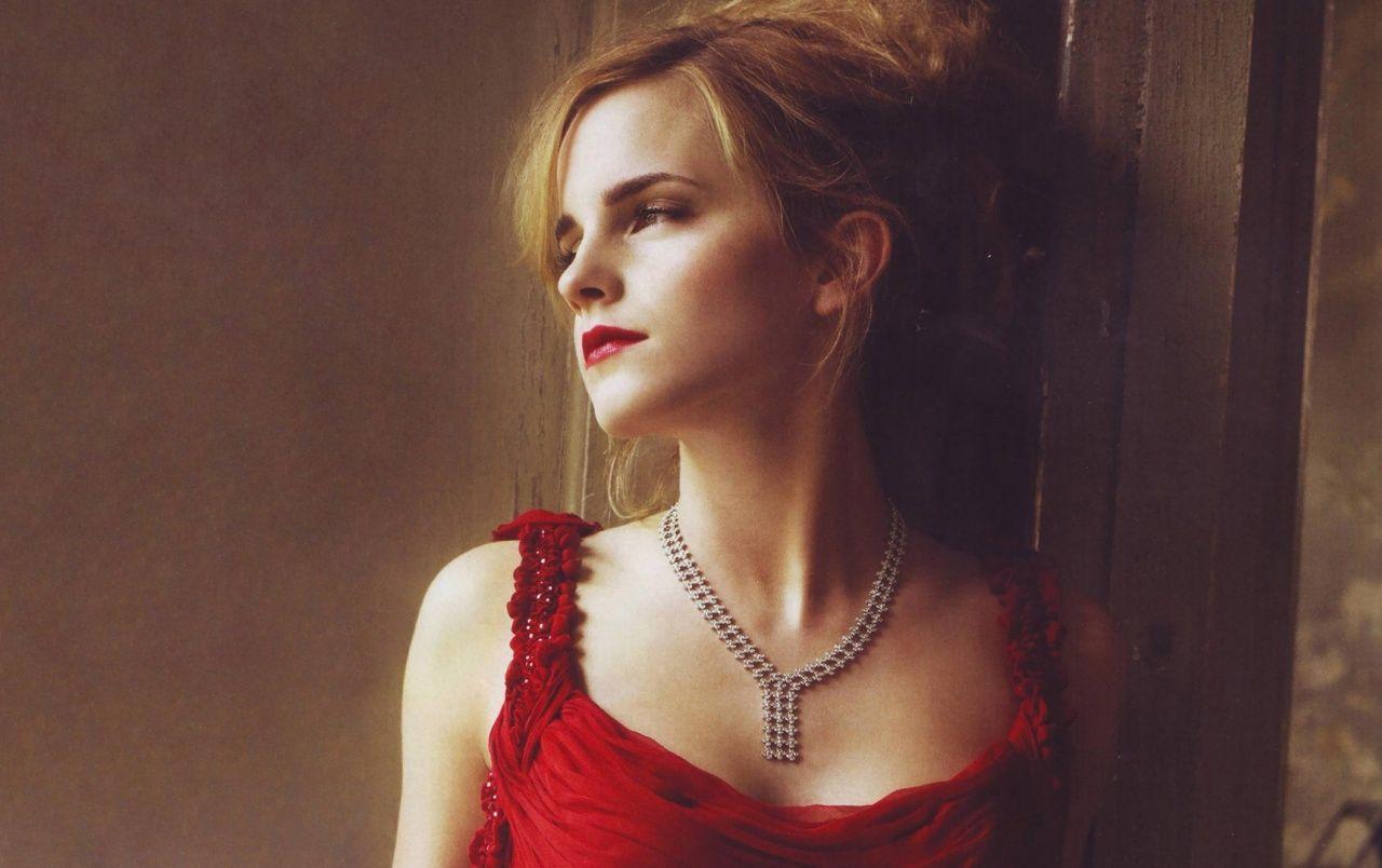 Red Dress Wallpapers - Top Free Red Dress Backgrounds - WallpaperAccess