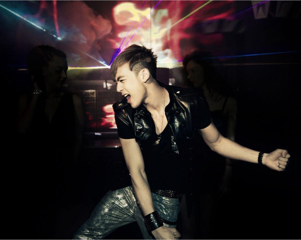 Hands Up Wallpapers - Top Free Hands Up Backgrounds - WallpaperAccess