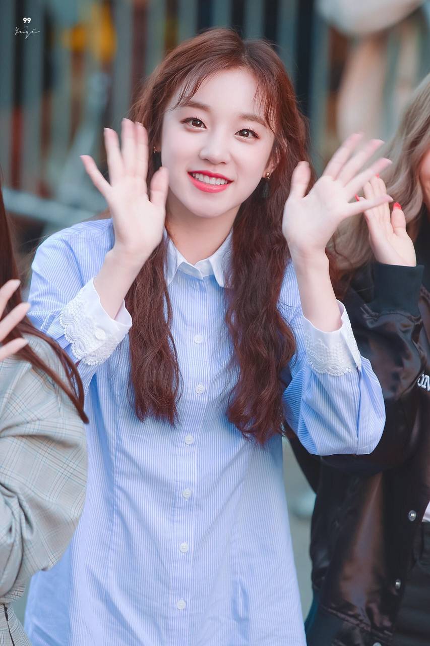 Song Yuqi Wallpapers - Top Free Song Yuqi Backgrounds - WallpaperAccess