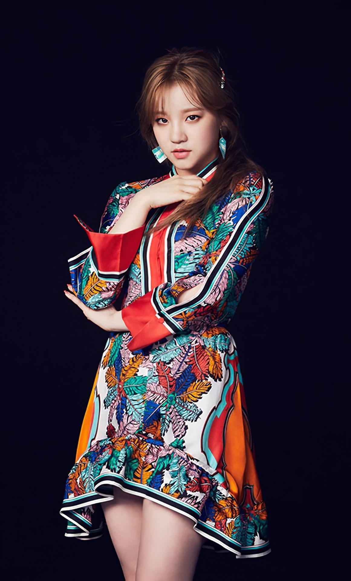 Song Yuqi Wallpapers - Top Free Song Yuqi Backgrounds - WallpaperAccess