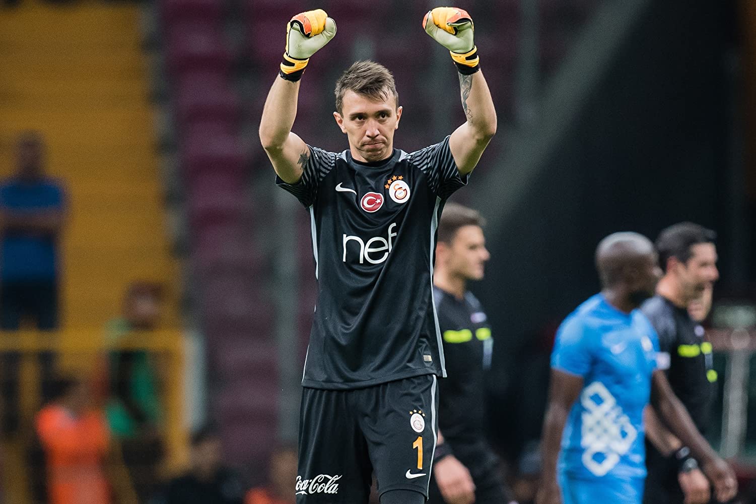 Fernando Muslera Wallpapers - Top Free Fernando Muslera Backgrounds ...
