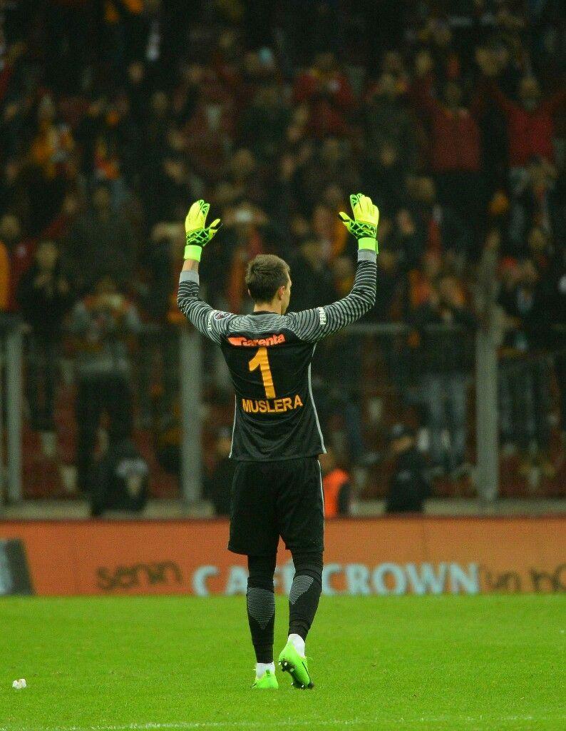 Fernando Muslera Wallpapers - Top Free Fernando Muslera Backgrounds ...