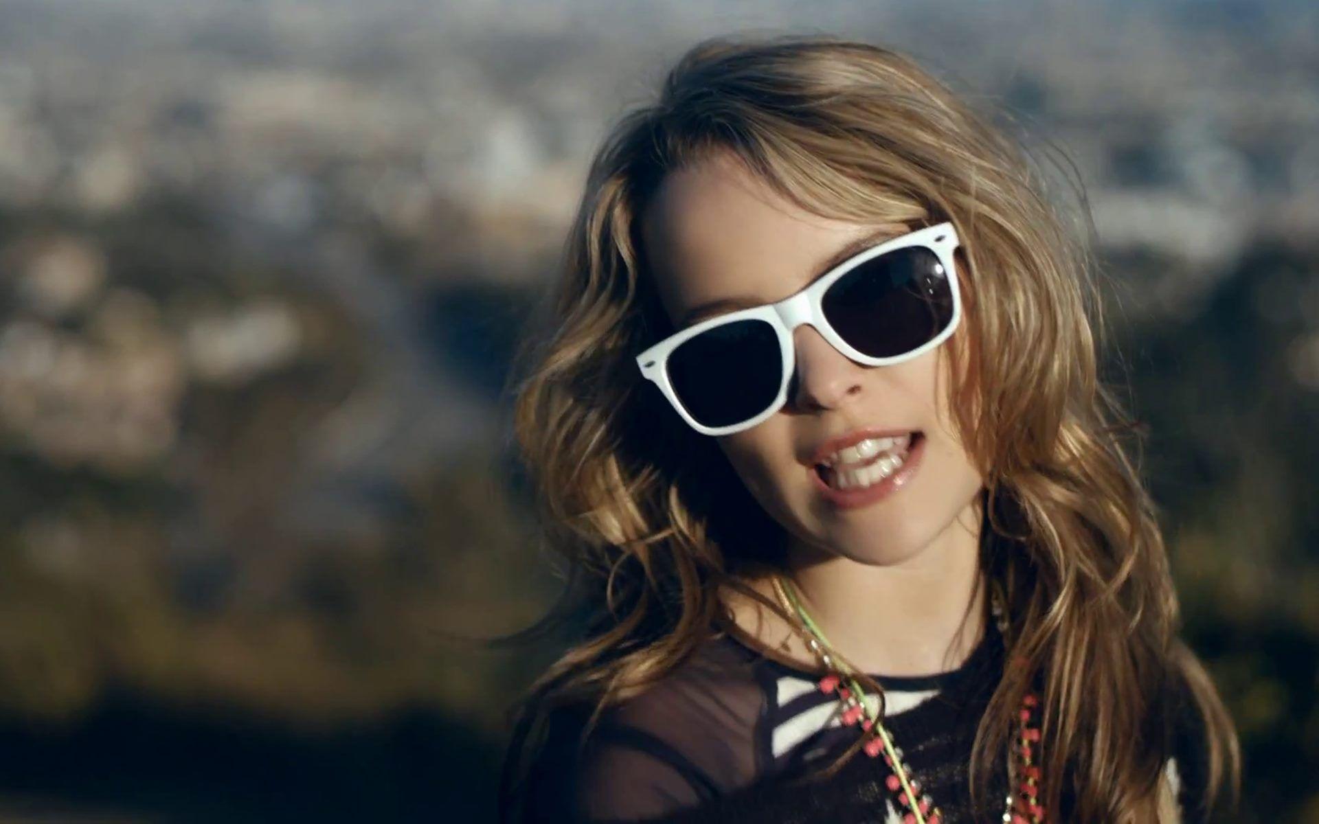 Bridgit Mendler Wallpapers - Top Free Bridgit Mendler Backgrounds ...
