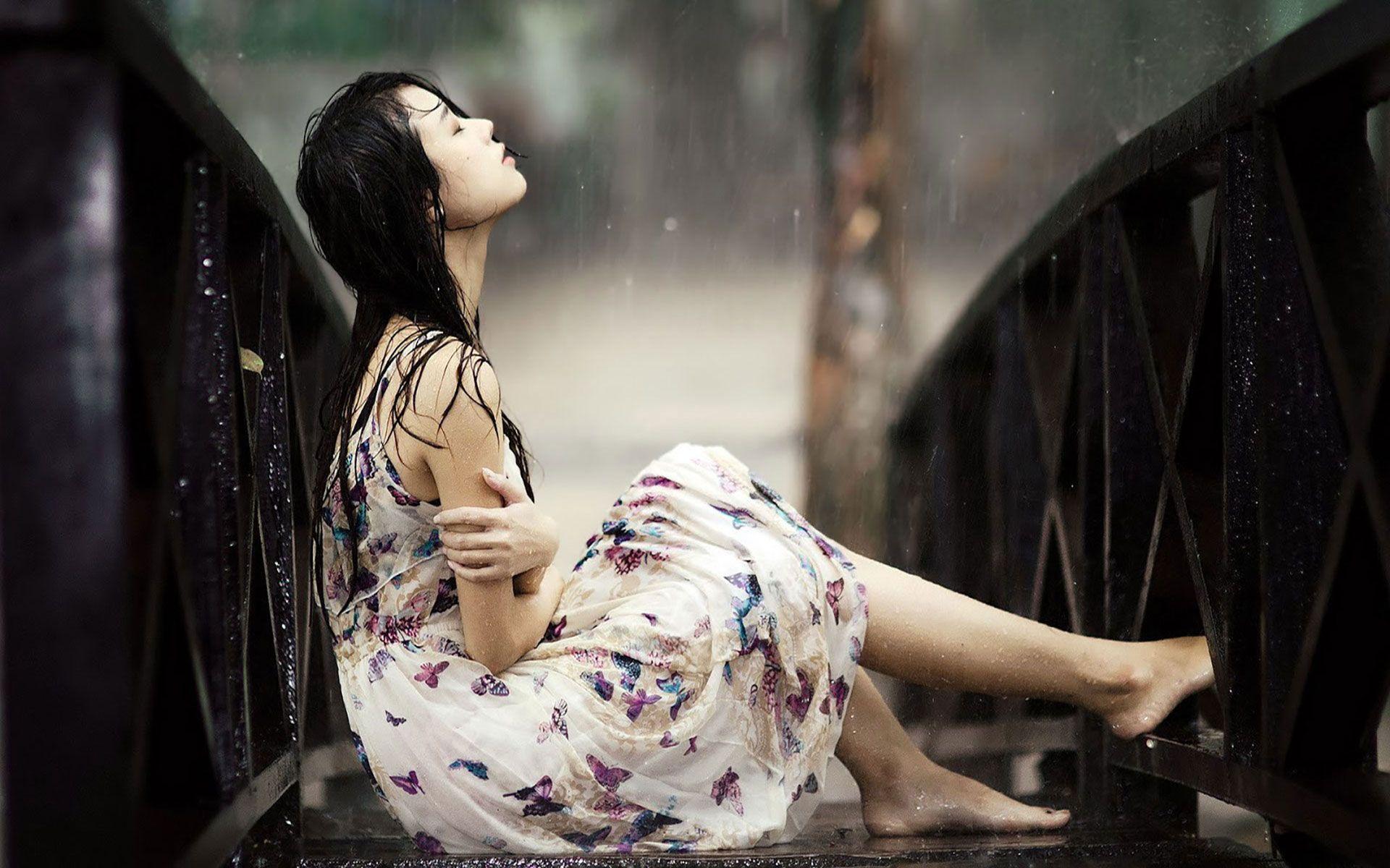 Girl in Rain Wallpapers - Top Free Girl in Rain Backgrounds ...