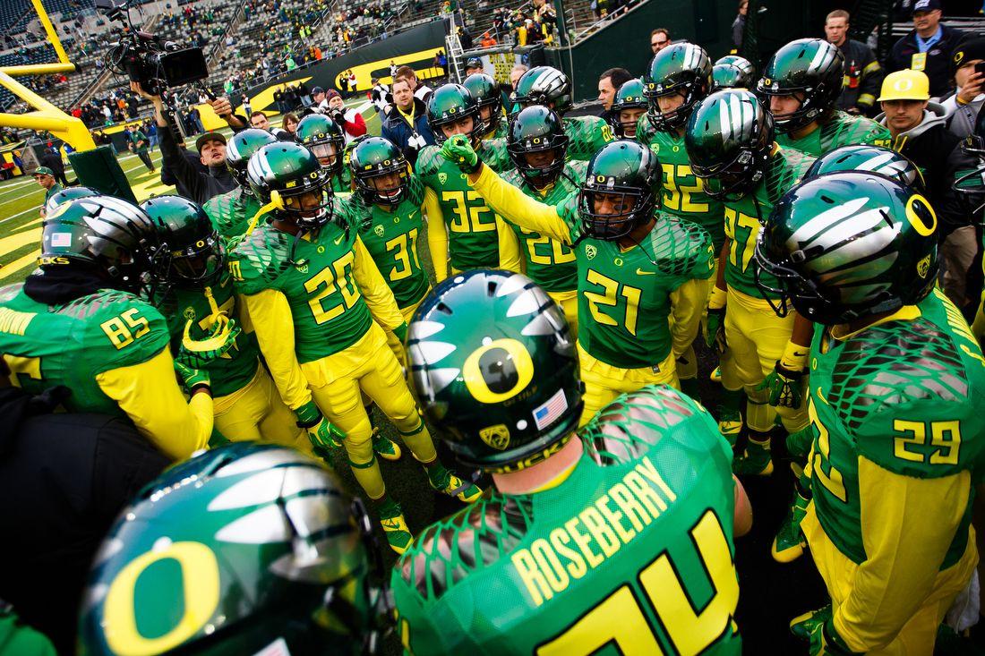 Oregon Football Wallpapers - Top Free Oregon Football Backgrounds - WallpaperAccess