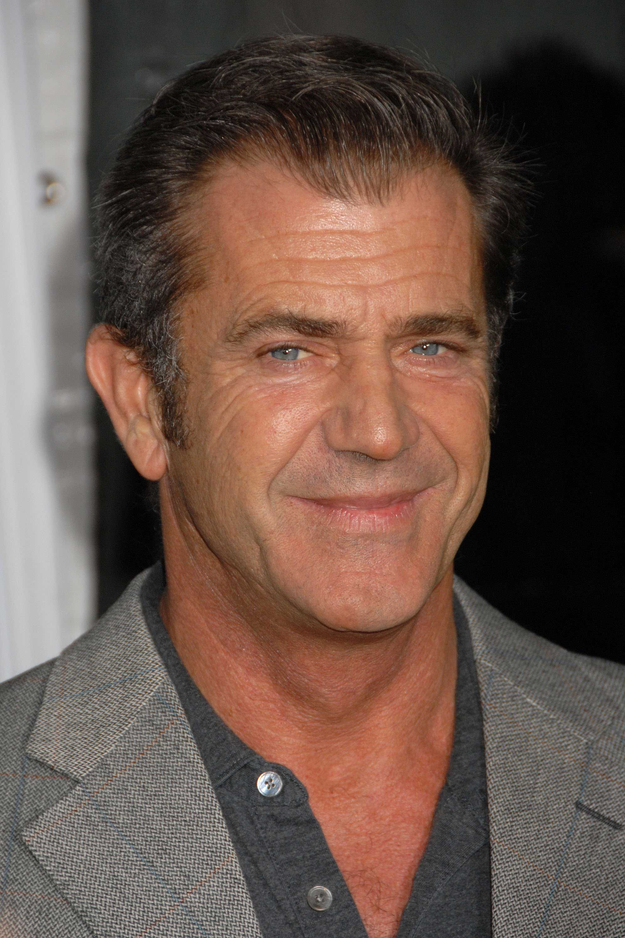 Mel Gibson Wallpapers - Top Free Mel Gibson Backgrounds - WallpaperAccess