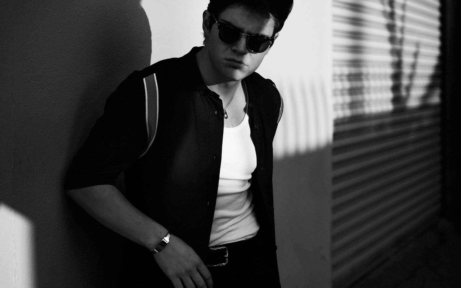 Evan Peters Desktop Wallpapers - Top Free Evan Peters Desktop ...