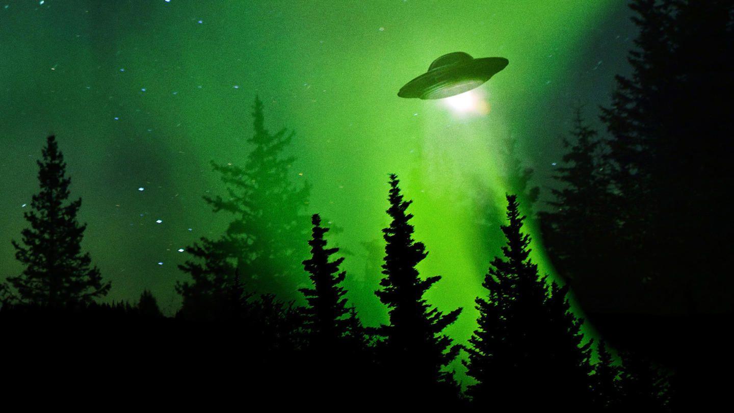 Cool Alien UFO Wallpapers - Top Free Cool Alien UFO Backgrounds ...