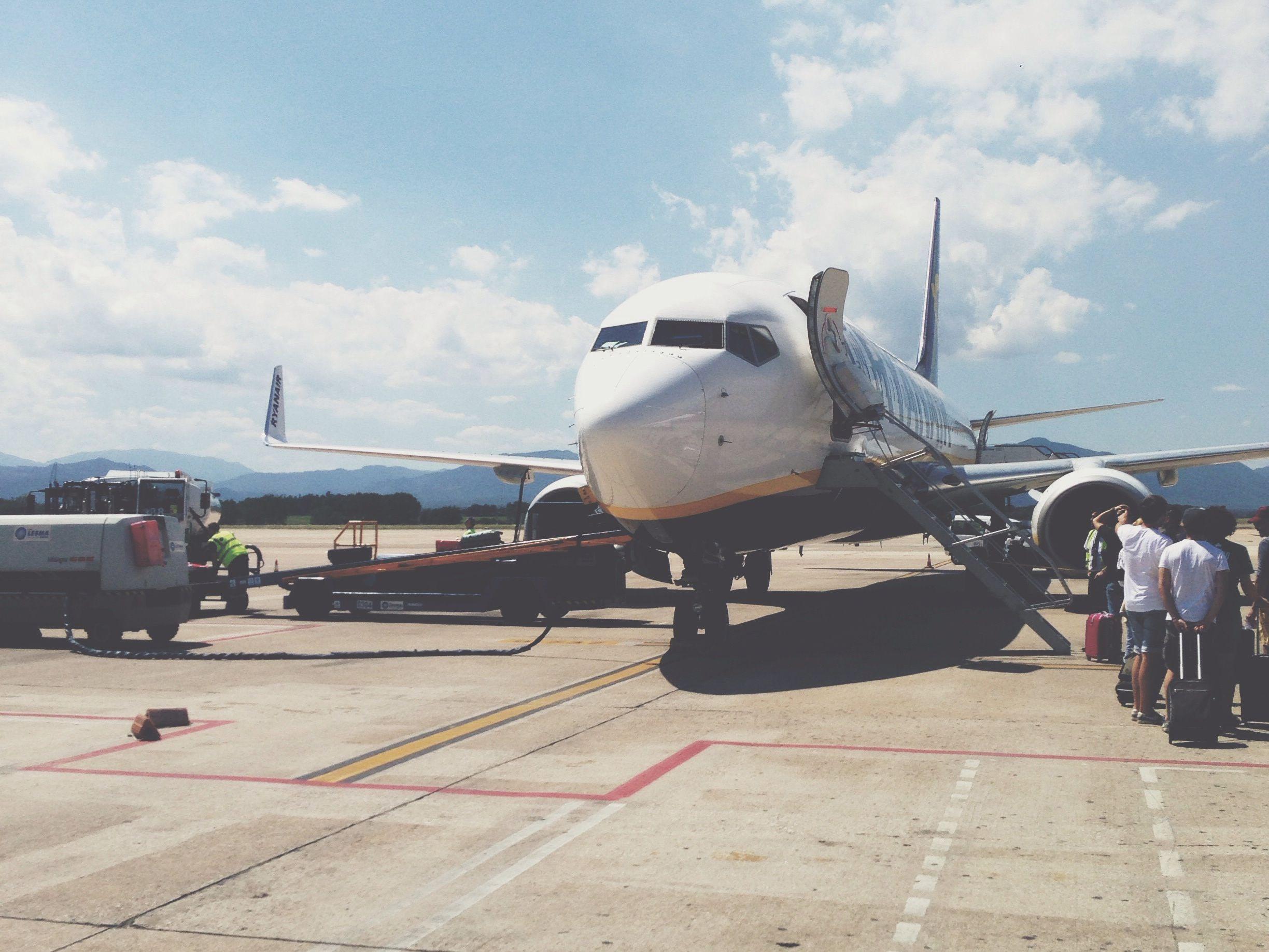 Airport 4K Wallpapers - Top Free Airport 4K Backgrounds - WallpaperAccess