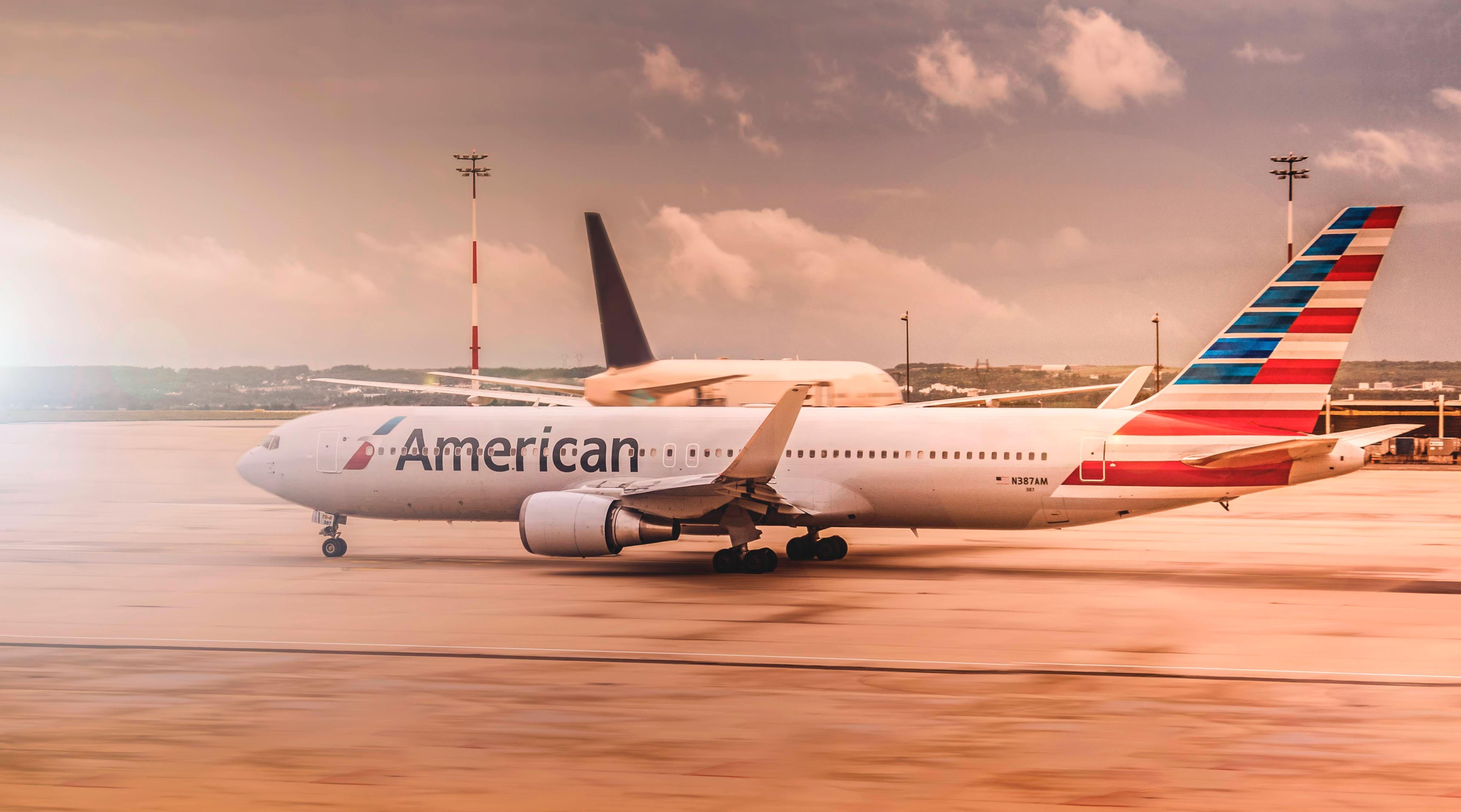 Airport 4K Wallpapers - Top Free Airport 4K Backgrounds - WallpaperAccess