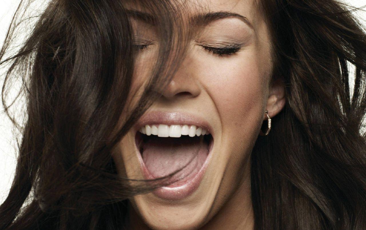 Laugh Wallpapers - Top Free Laugh Backgrounds - WallpaperAccess