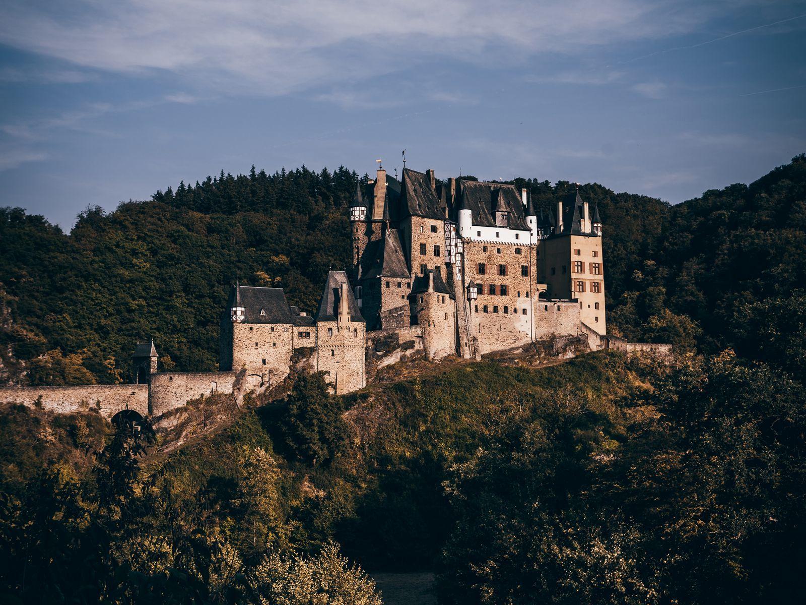 1600X1200 Castles Wallpapers - Top Free 1600X1200 Castles Backgrounds ...