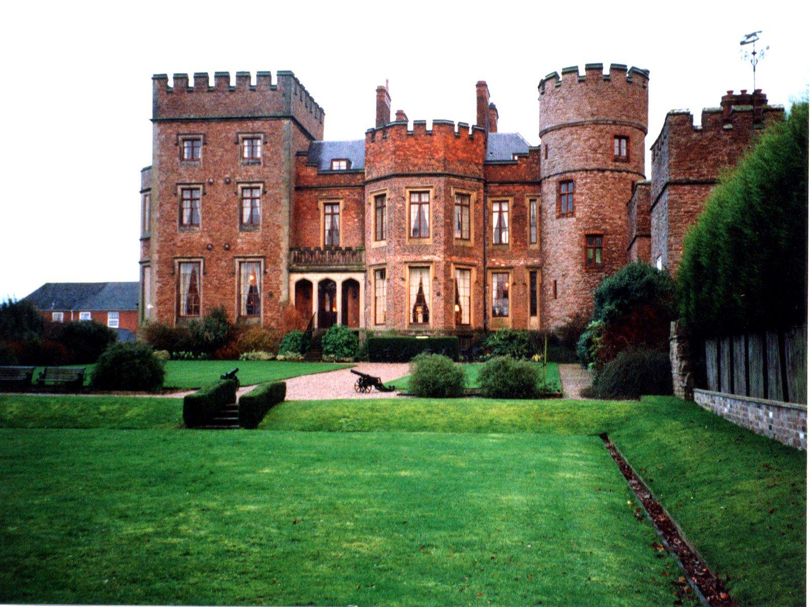 1600X1200 Castles Wallpapers - Top Free 1600X1200 Castles Backgrounds ...