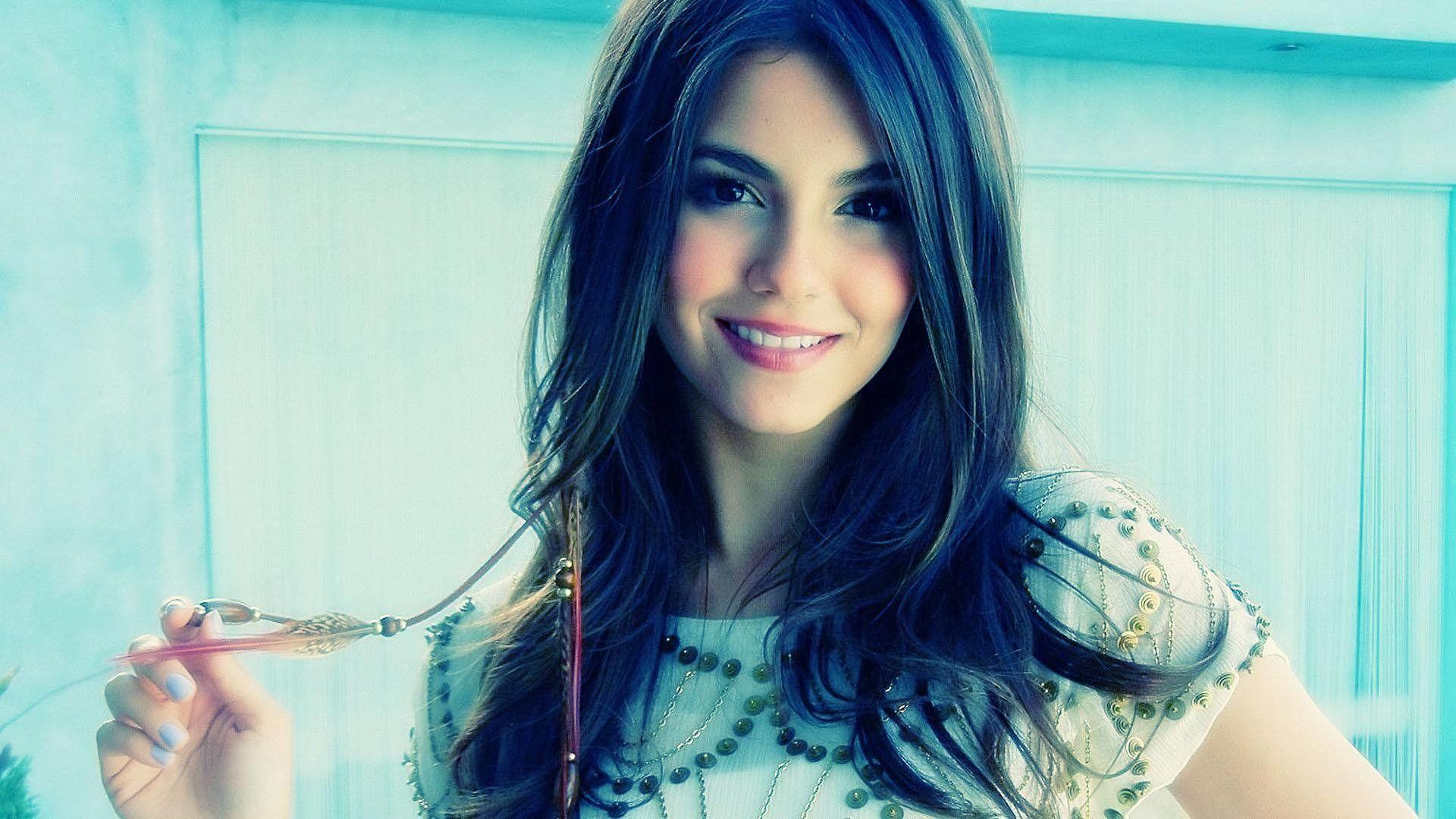 Cool Female Wallpapers - Top Free Cool Female Backgrounds - WallpaperAccess