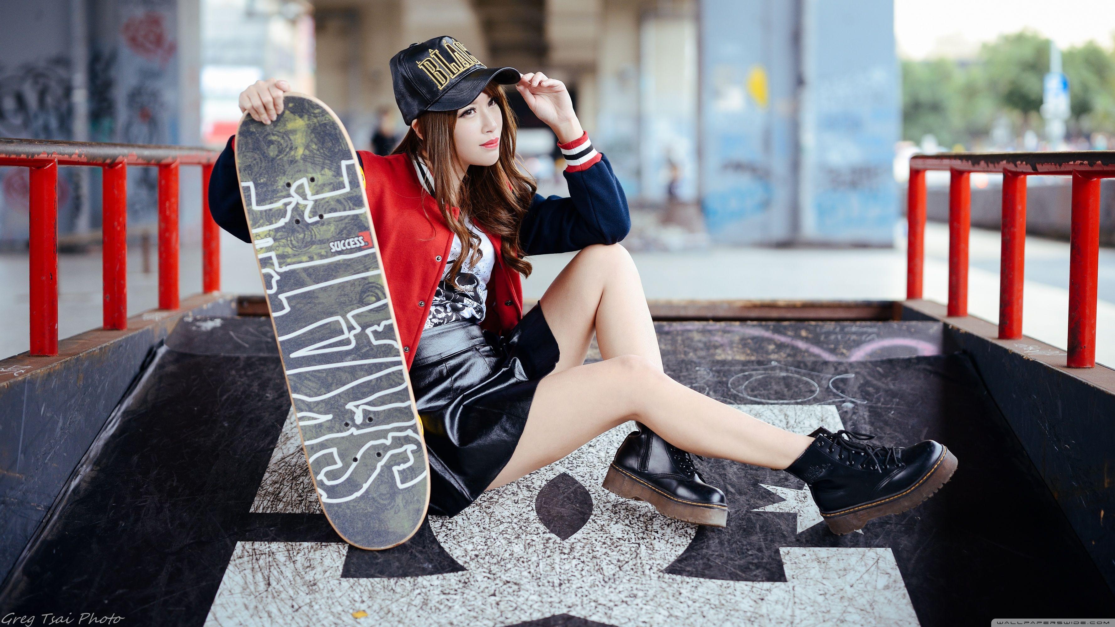Cool Female Wallpapers - Top Free Cool Female Backgrounds - WallpaperAccess