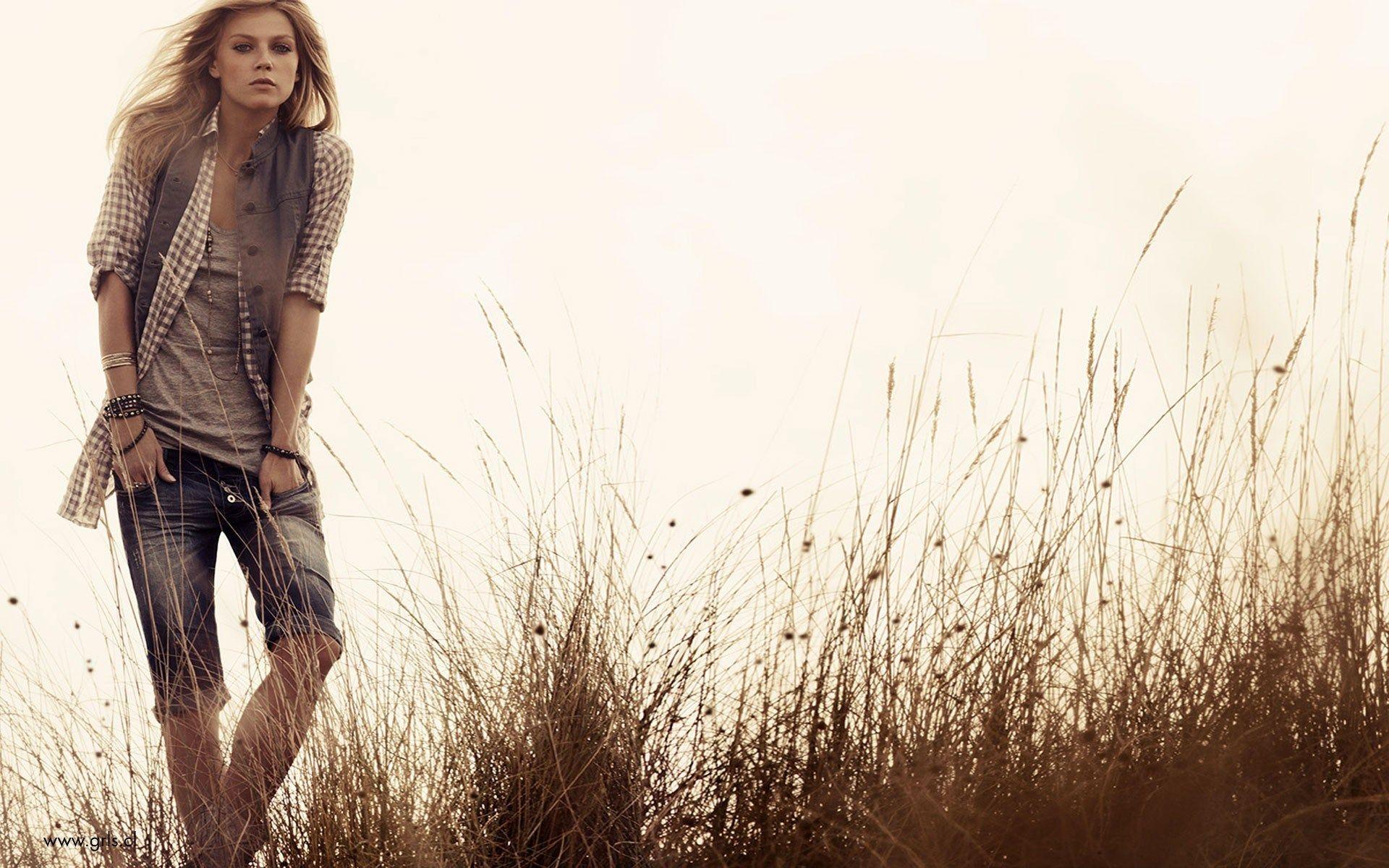 Fashion Model HD Desktop Wallpapers - Top Free Fashion Model HD Desktop ...