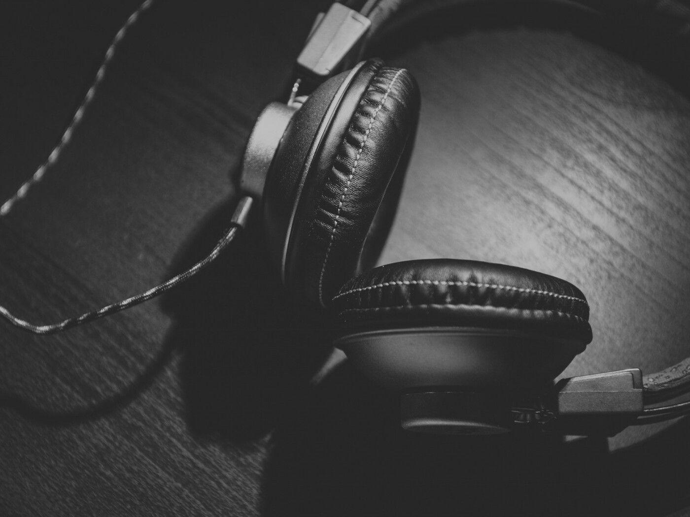 Headphone Wallpapers - Top Free Headphone Backgrounds - WallpaperAccess