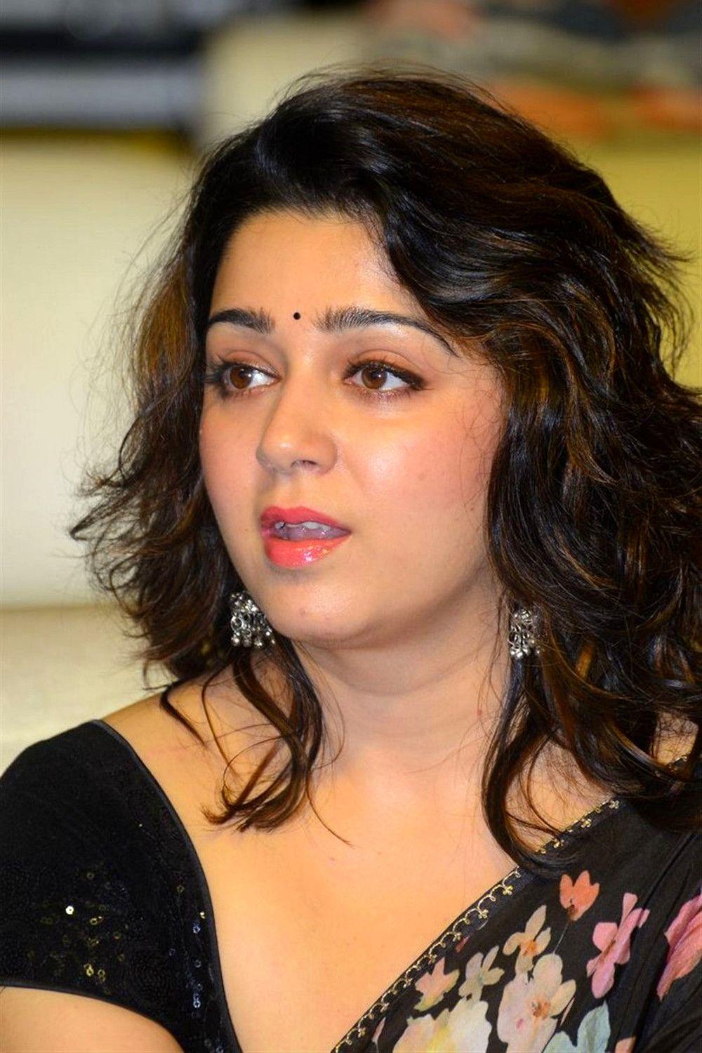 Charmy Kaur Wallpapers - Top Free Charmy Kaur Backgrounds - WallpaperAccess
