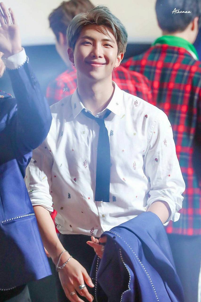 BTS Kim Namjoon Wallpapers - Top Free BTS Kim Namjoon Backgrounds - WallpaperAccess