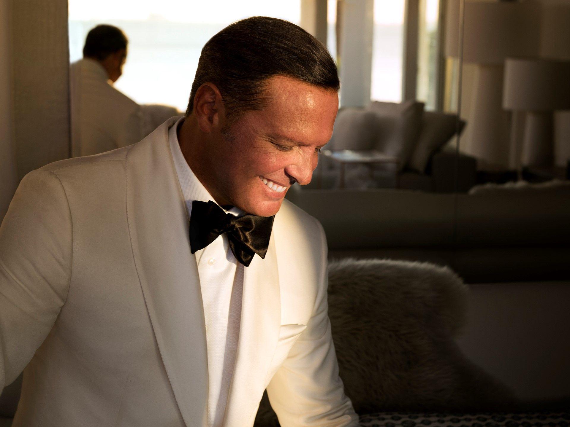 Luis Miguel Wallpapers - Top Free Luis Miguel Backgrounds - WallpaperAccess