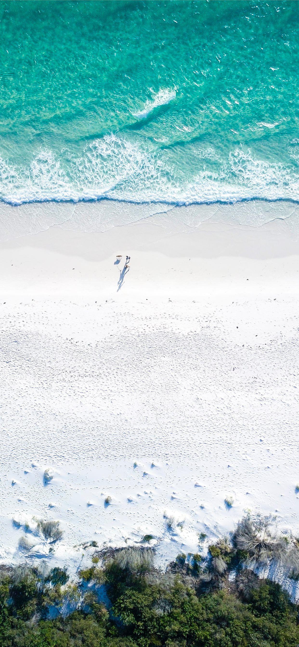 People On The Beach Wallpapers - Top Free People On The Beach ...