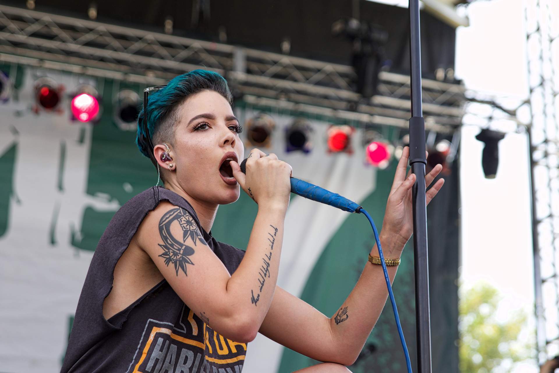 Halsey Laptop Wallpapers - Top Free Halsey Laptop Backgrounds ...
