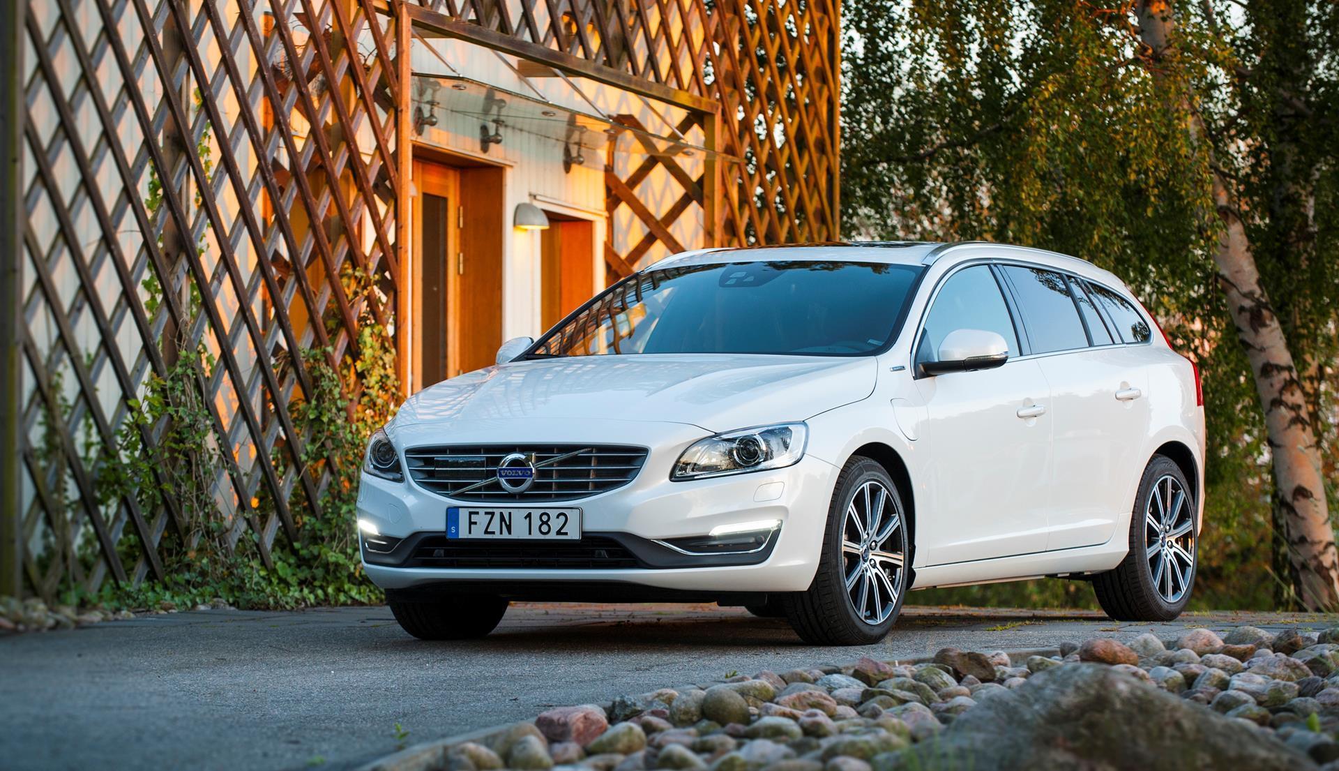 Volvo V60 Wallpapers - Top Free Volvo V60 Backgrounds - WallpaperAccess