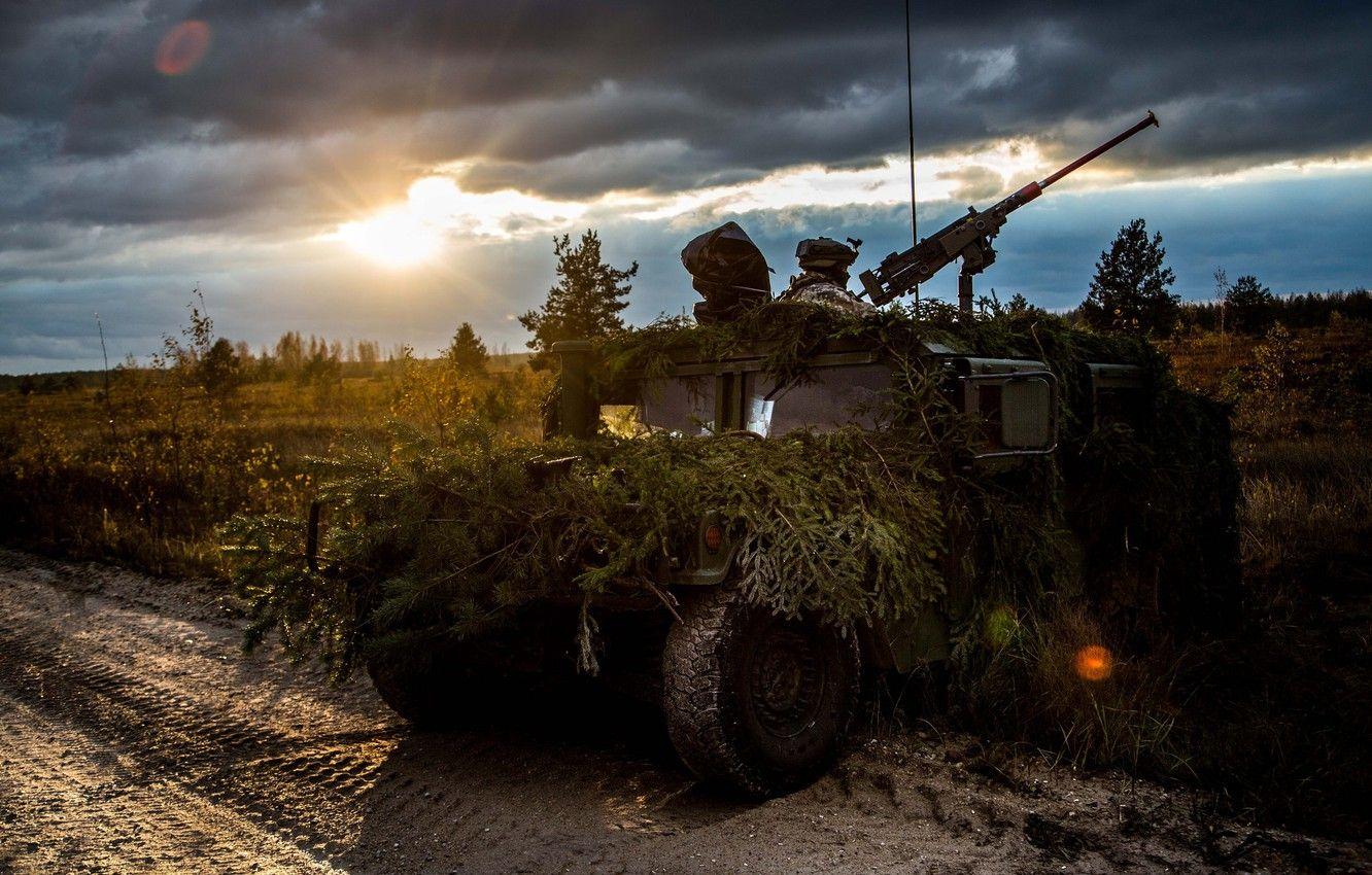 Humvee Wallpapers - Top Free Humvee Backgrounds - WallpaperAccess