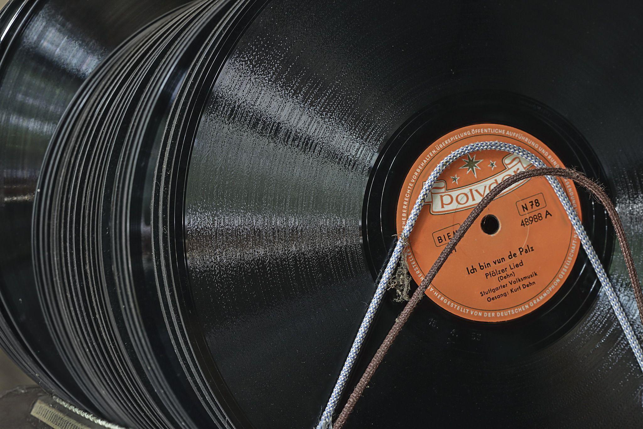 Record Wallpapers - Top Free Record Backgrounds - WallpaperAccess