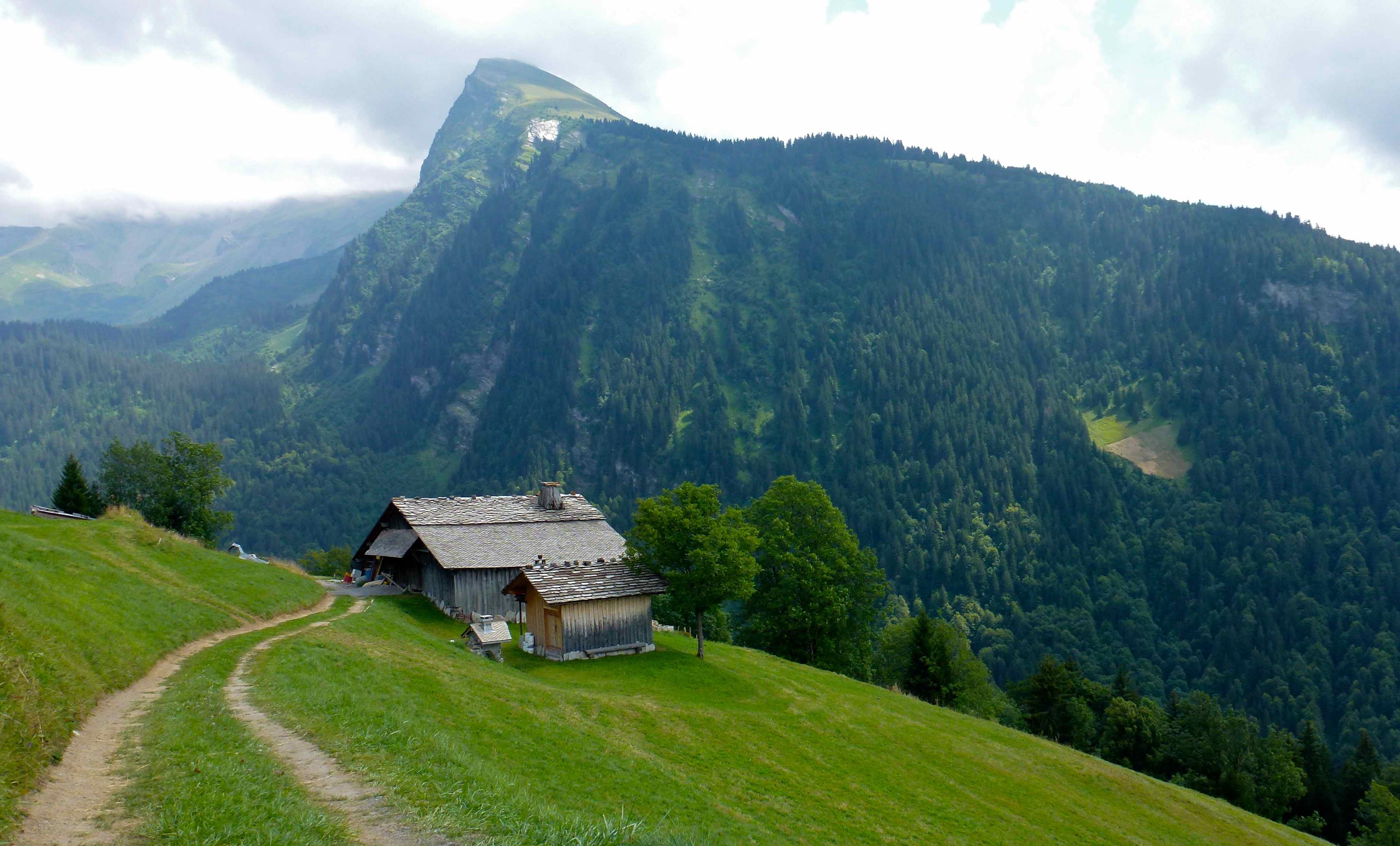 French Alps Wallpapers - Top Free French Alps Backgrounds - WallpaperAccess