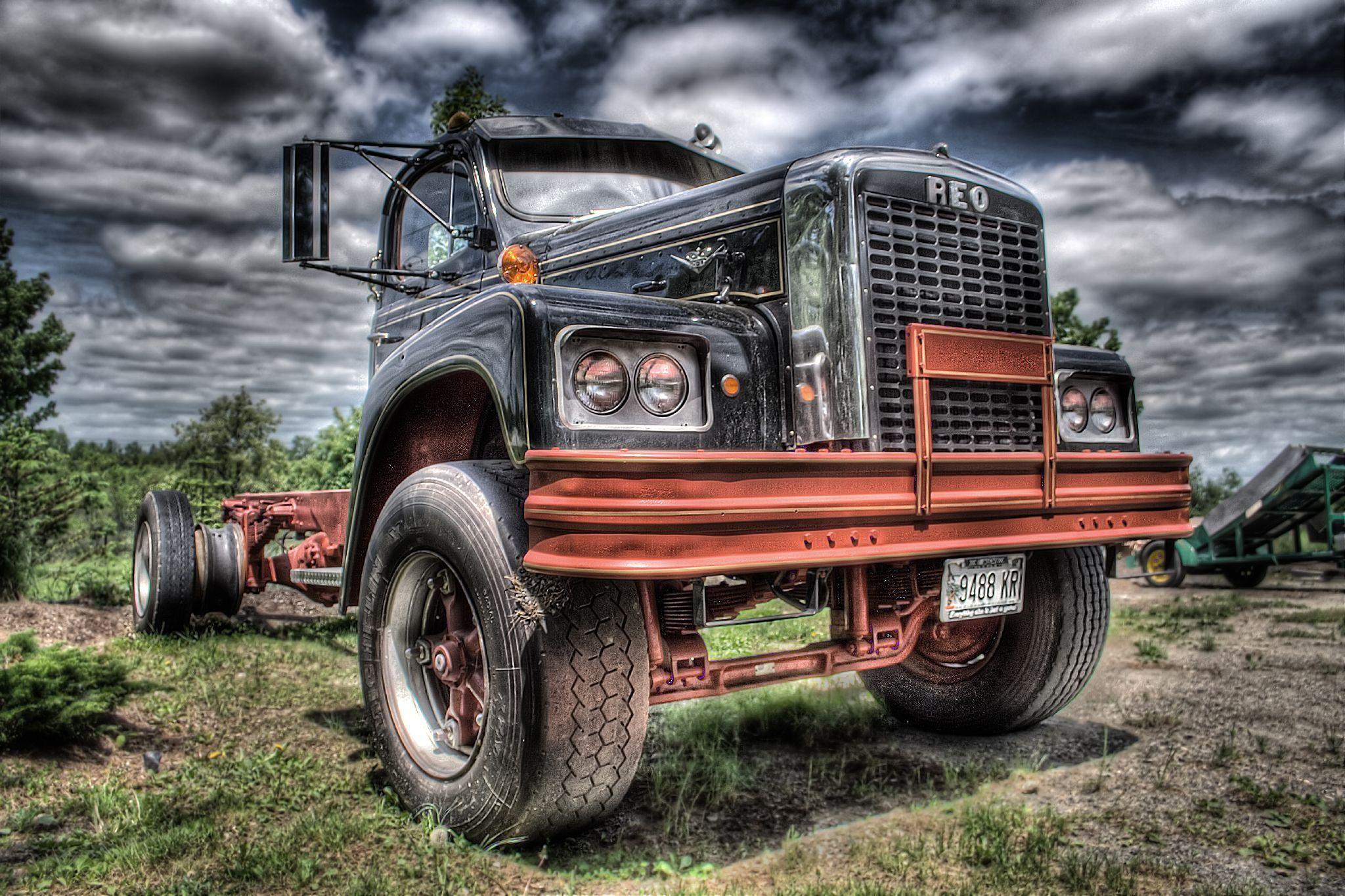Old Trucks Wallpapers - Top Free Old Trucks Backgrounds - WallpaperAccess
