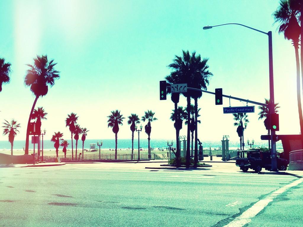 Cool California Wallpapers - Top Free Cool California Backgrounds ...