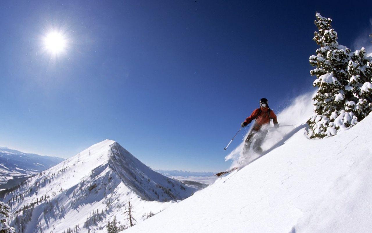 Cool Skiing Wallpapers - Top Free Cool Skiing Backgrounds - WallpaperAccess