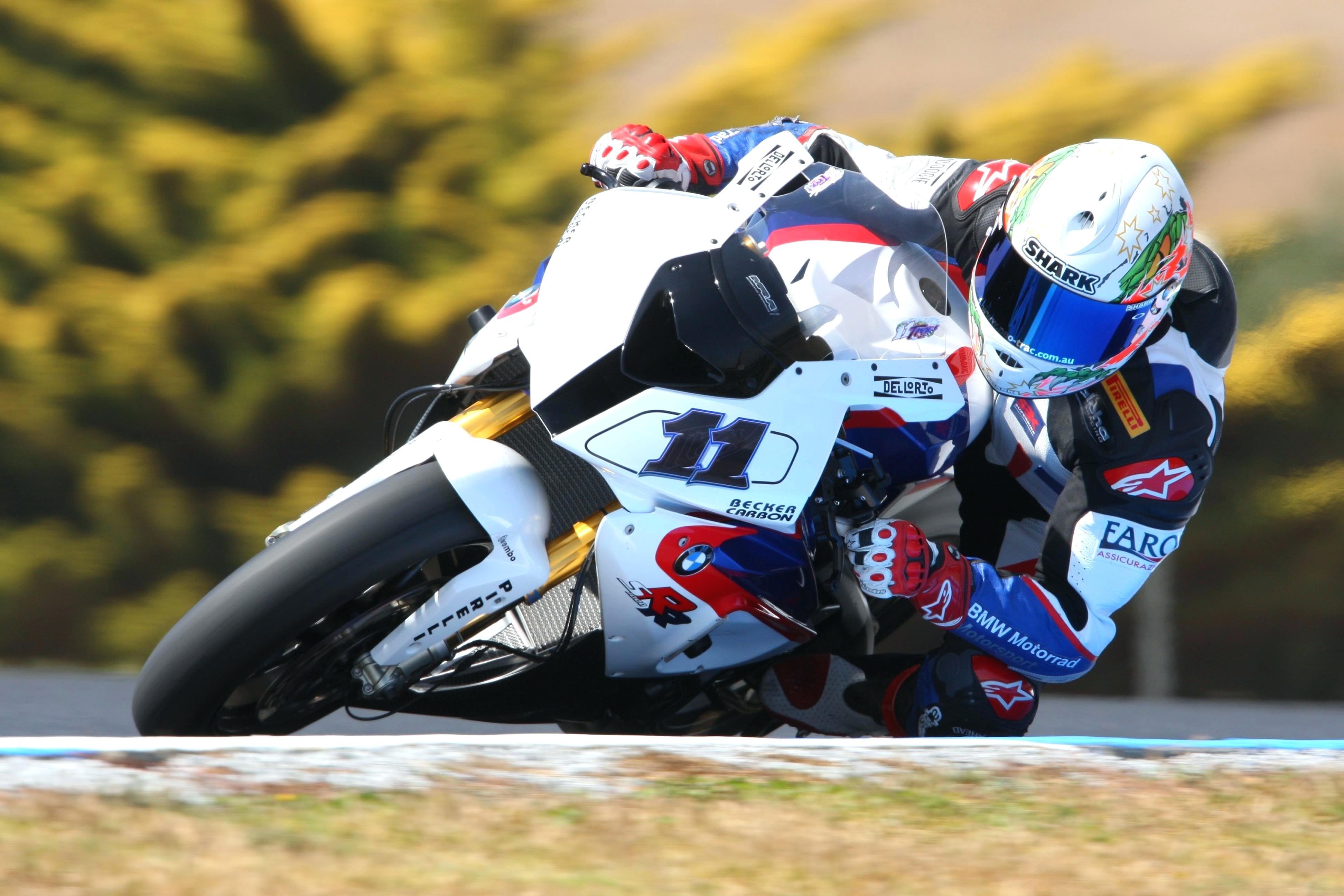 Bike Race Wallpapers - Top Free Bike Race Backgrounds - WallpaperAccess