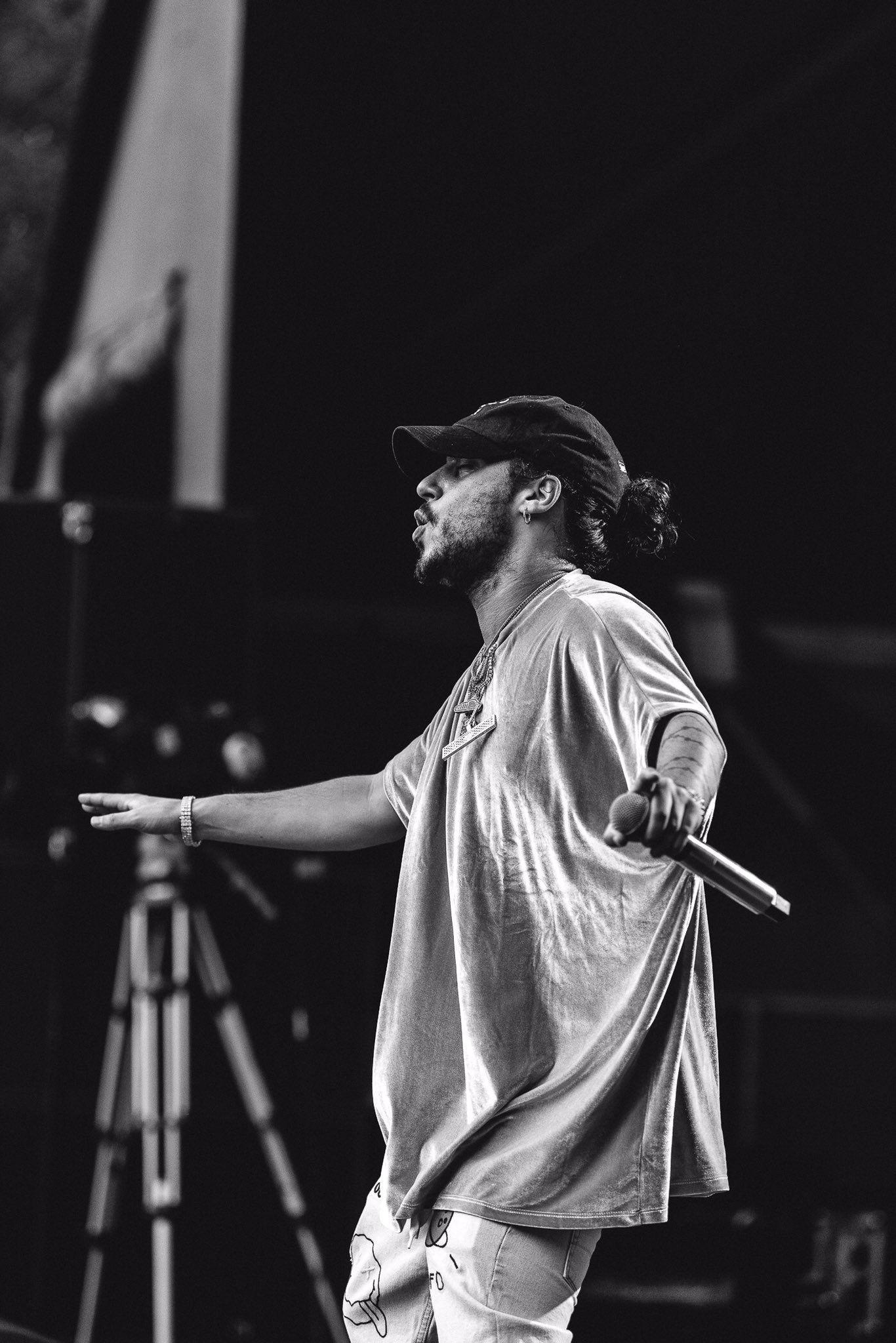 Russ Singer Wallpapers - Top Free Russ Singer Backgrounds - WallpaperAccess