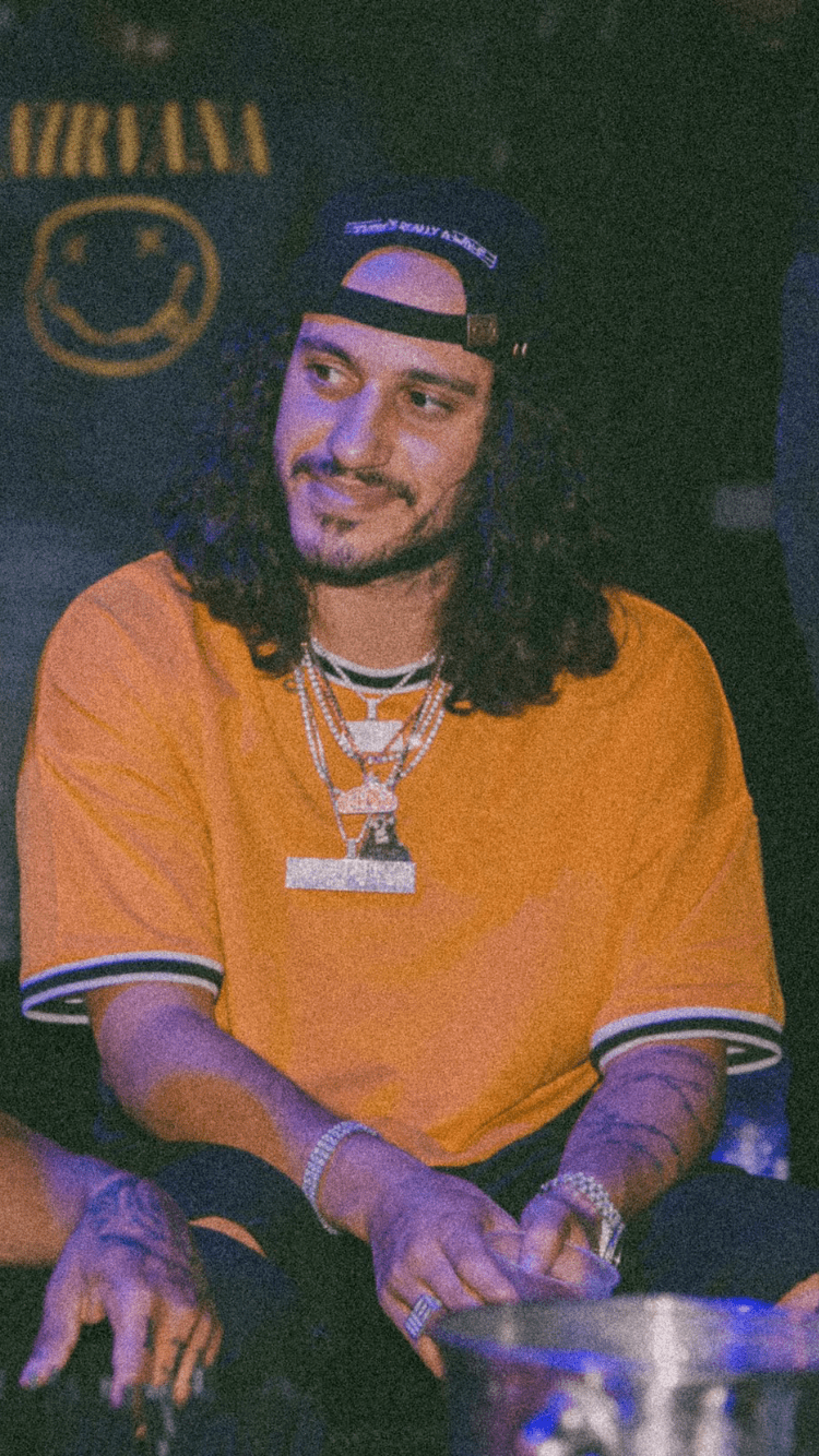 Russ iPhone Wallpapers - Top Free Russ iPhone Backgrounds - WallpaperAccess