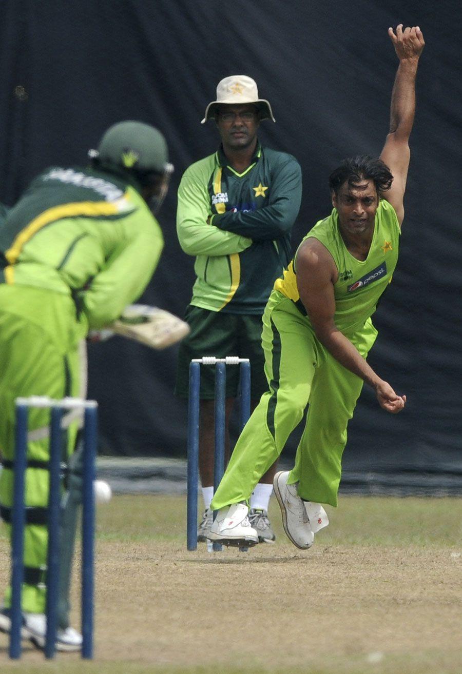 Shoaib Akhtar Wallpapers - Top Free Shoaib Akhtar Backgrounds ...